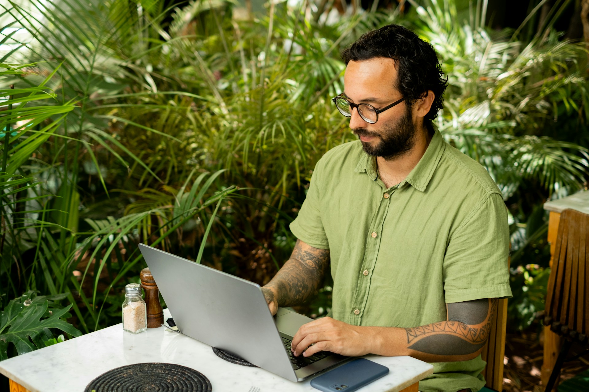 What Is A Naturalist, Really? (It’s Not Just Old Blokes In Safari Hats ...
